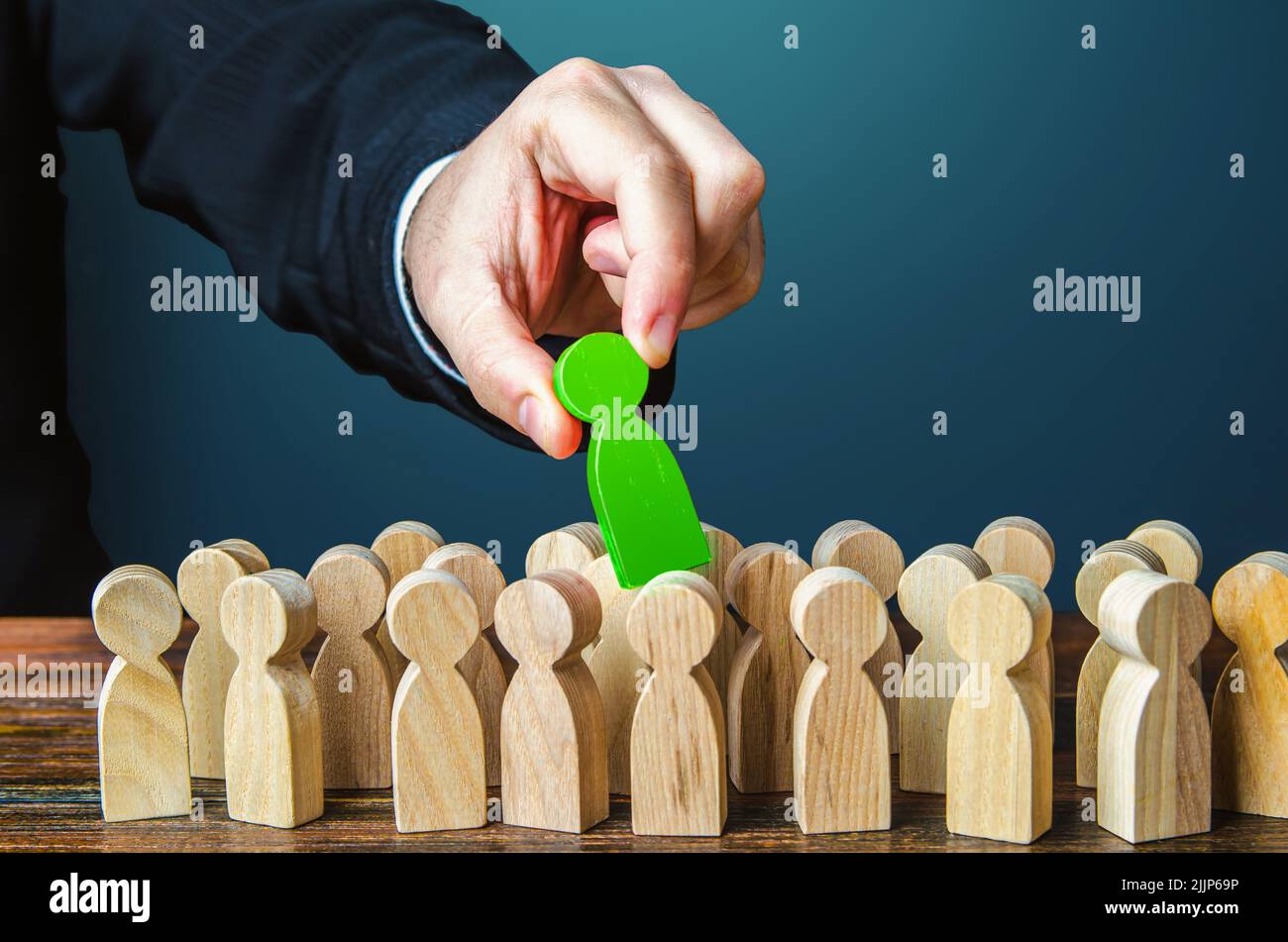 Businessman appoints a leader for the group. Distribution of management ...