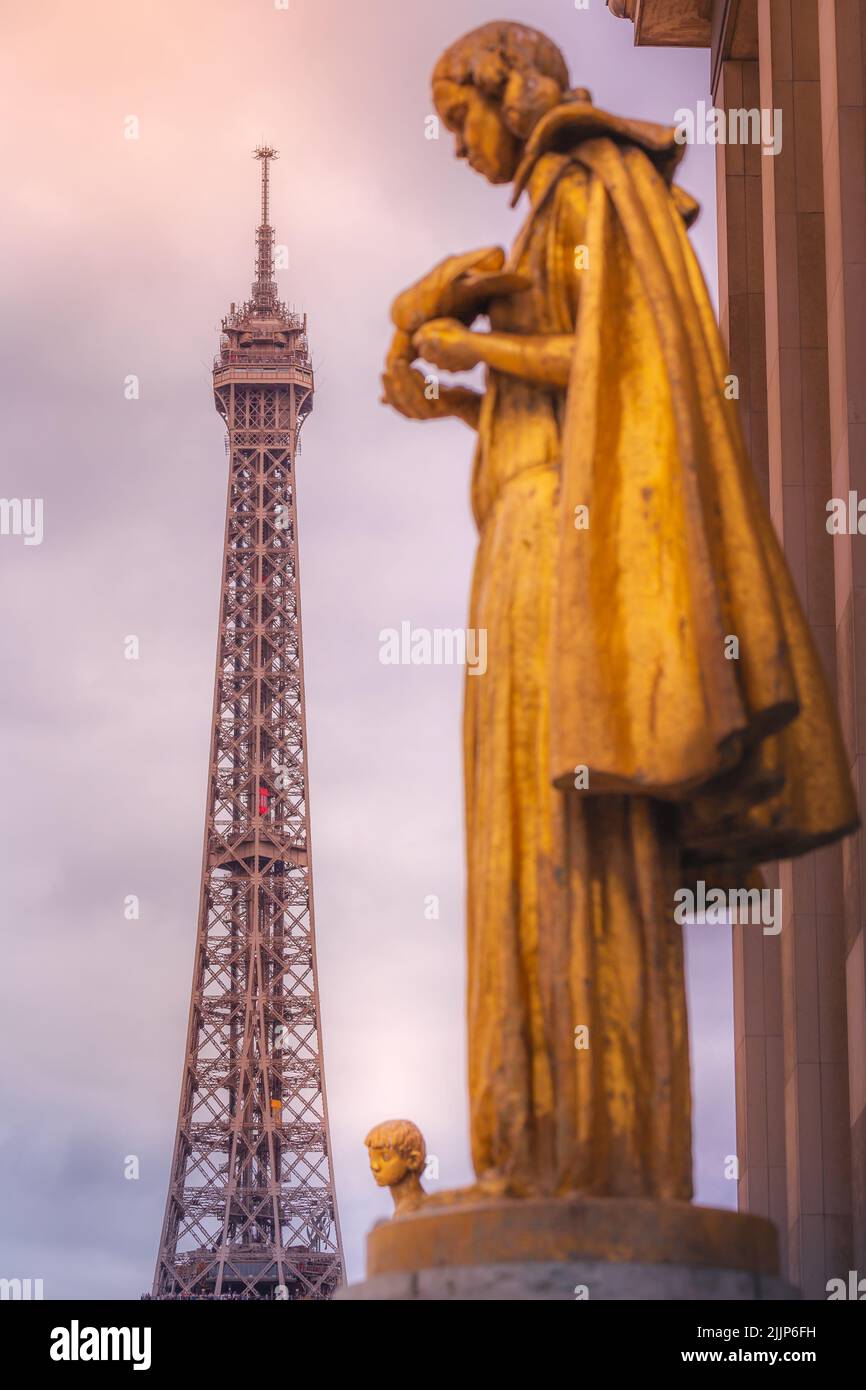 Eiffel tower from Trocadero with golden statues, Paris, France Stock ...