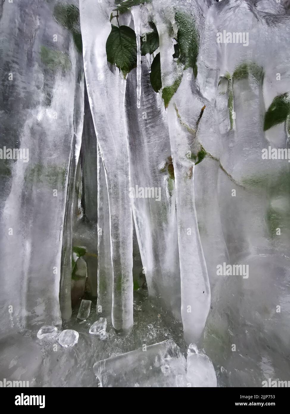 Vertical shot icicle in hi-res stock photography and images - Alamy