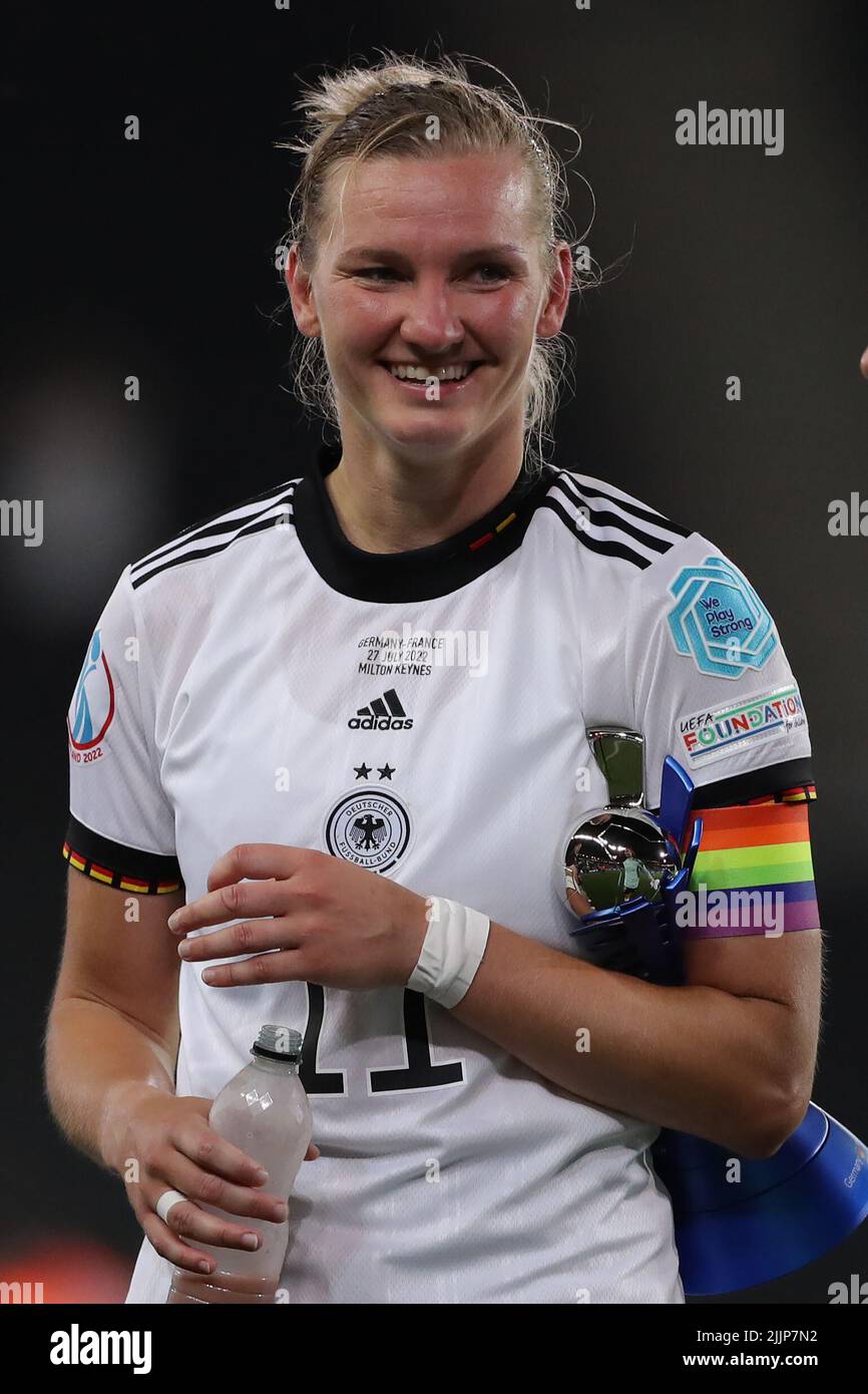 Alexandra popp july stadium mk hi-res stock photography and images - Alamy