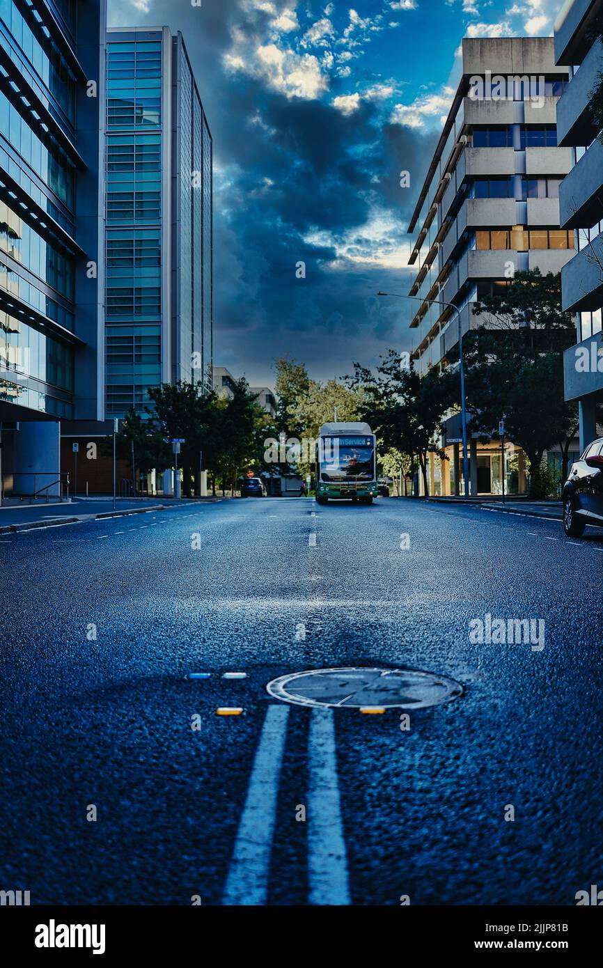 Canberra buildings and architecture hi-res stock photography and images ...