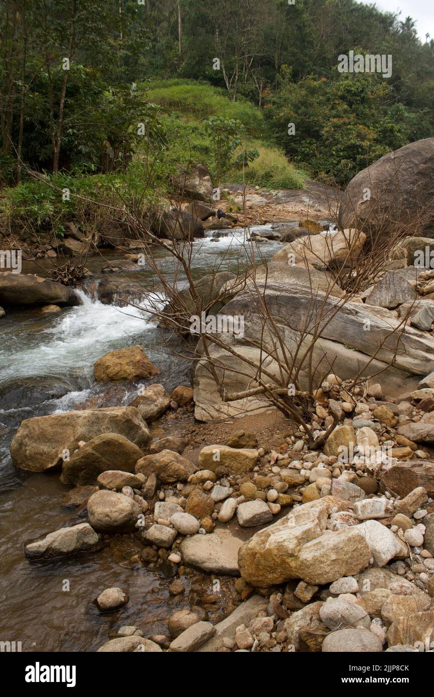 Rock filled river hi-res stock photography and images - Alamy