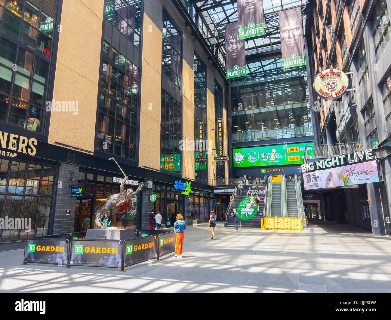 Bobby Orr Statue in TD Garden main gate in North End, Boston ...