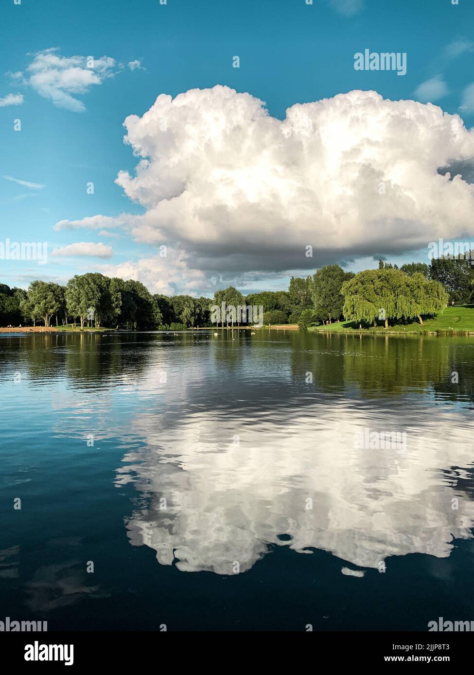 Hemsworth water park hi-res stock photography and images - Alamy