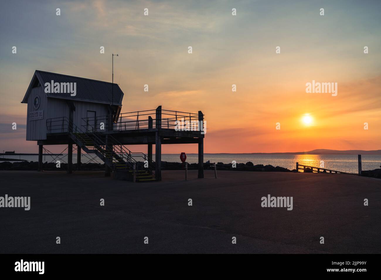 Morecambe sunset hi-res stock photography and images - Alamy