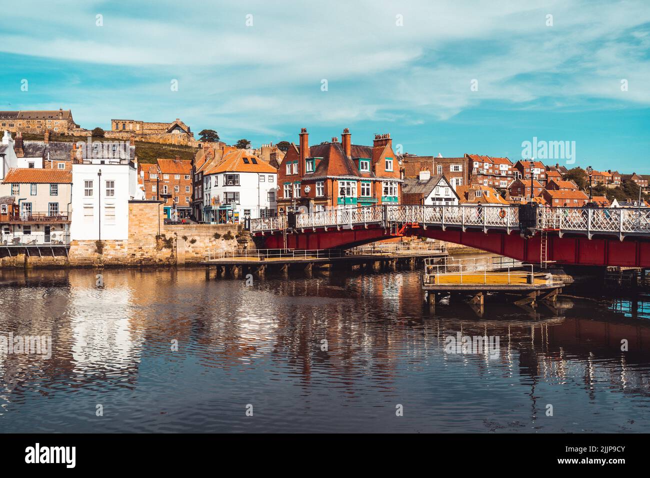 Whitby architecture hi-res stock photography and images - Alamy