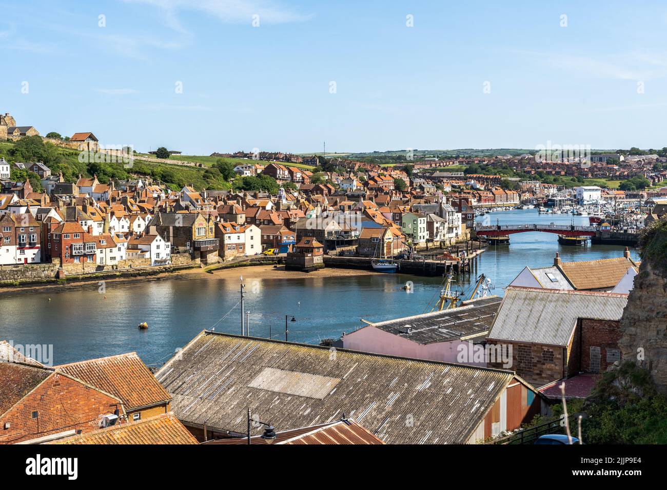 Whitby architecture hi-res stock photography and images - Alamy