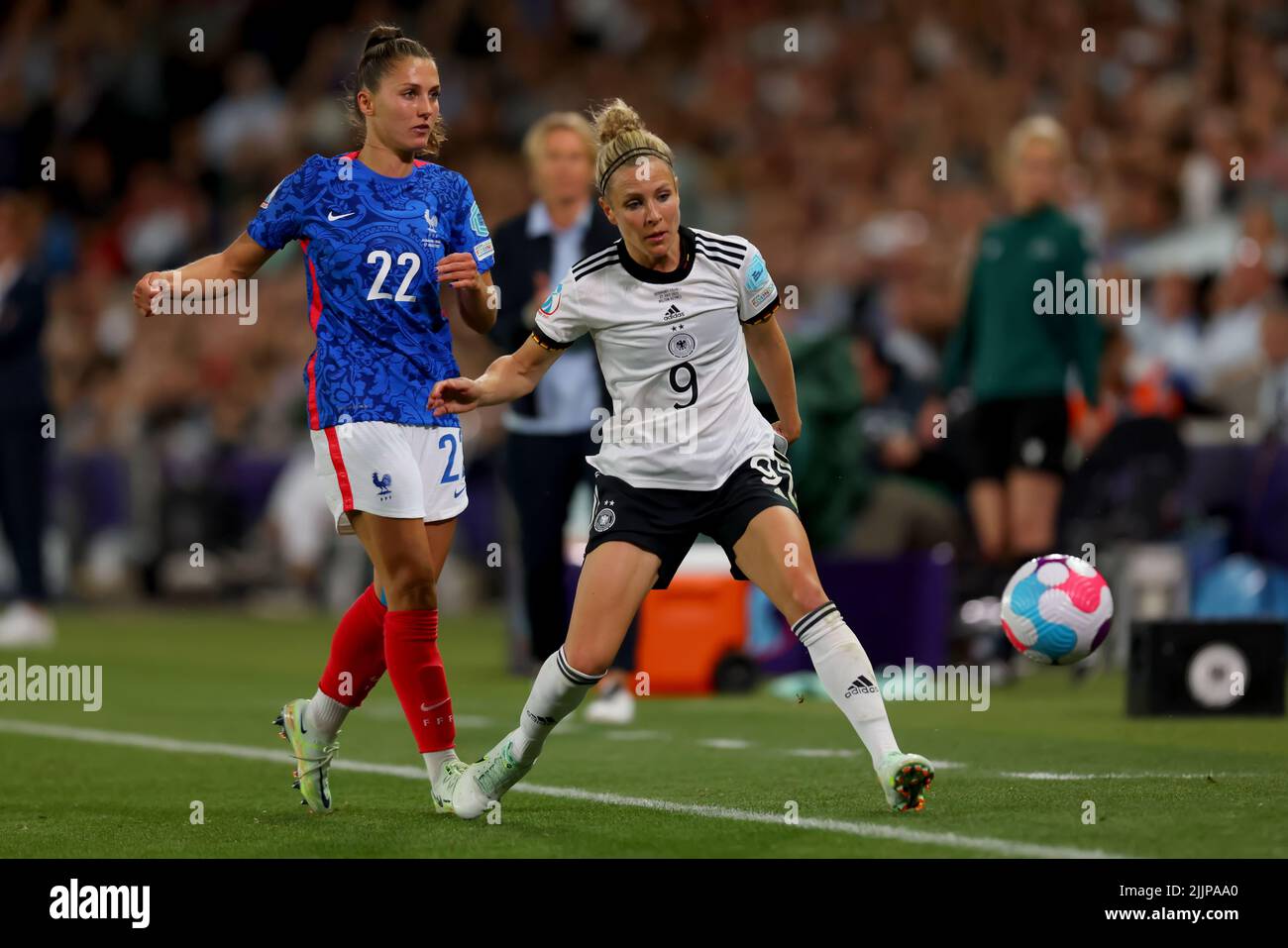 Pressure ve hi-res stock photography and images - Alamy