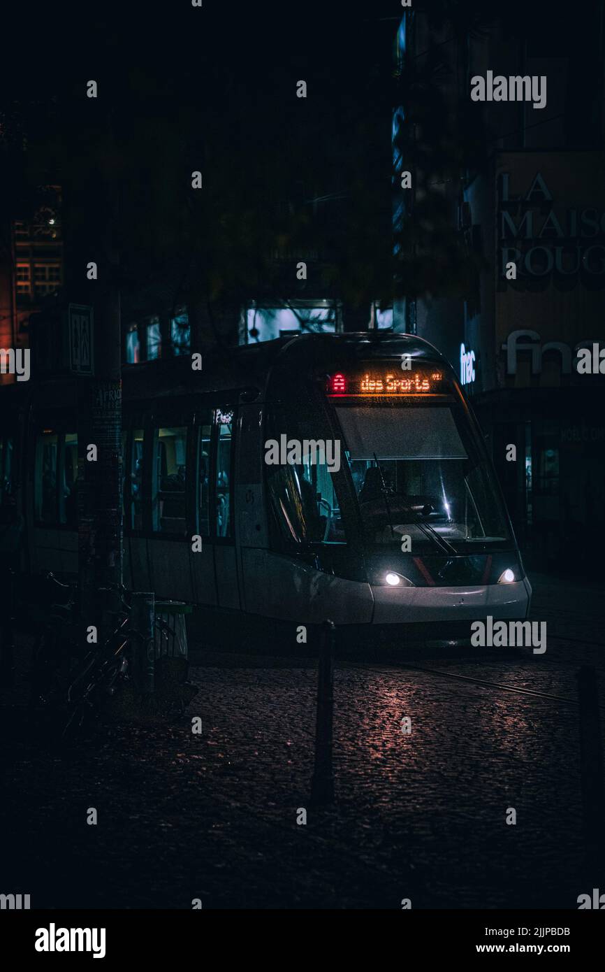 Car night driving outside hi-res stock photography and images - Alamy