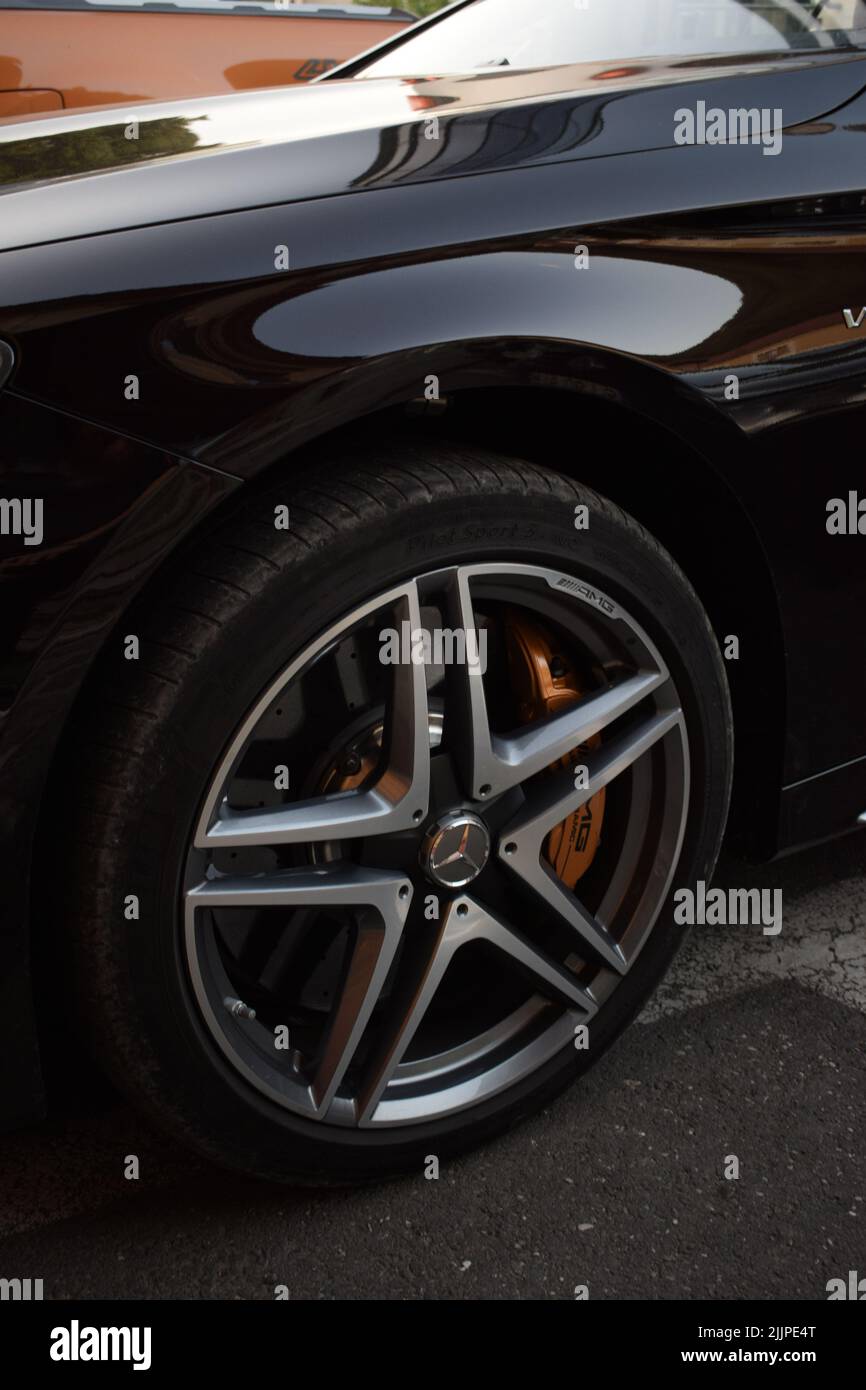 Mercedes tire hi-res stock photography and images - Alamy