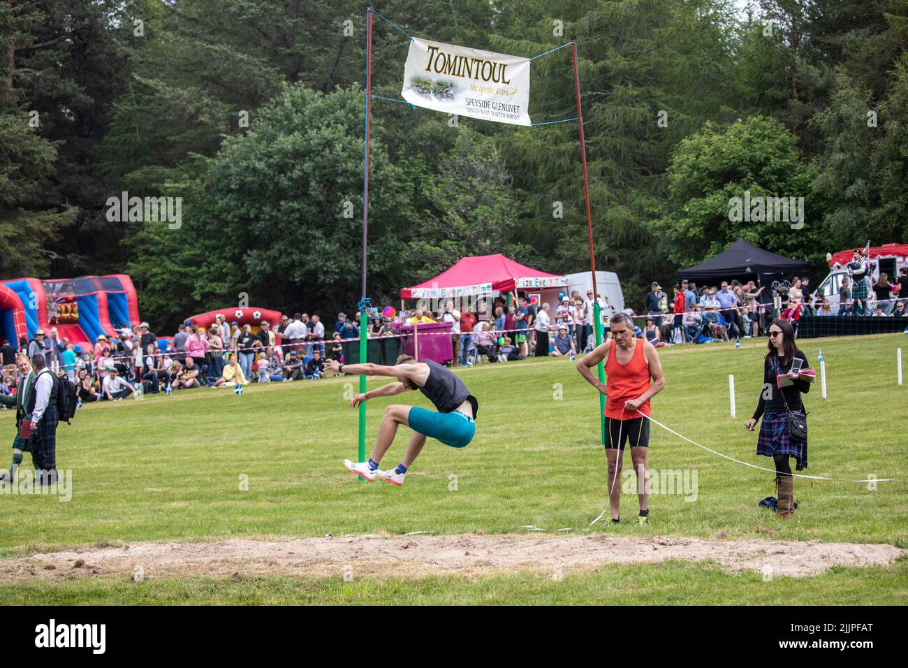 Tomintoul Highland games 2022, competitors and judges in the Highland ...