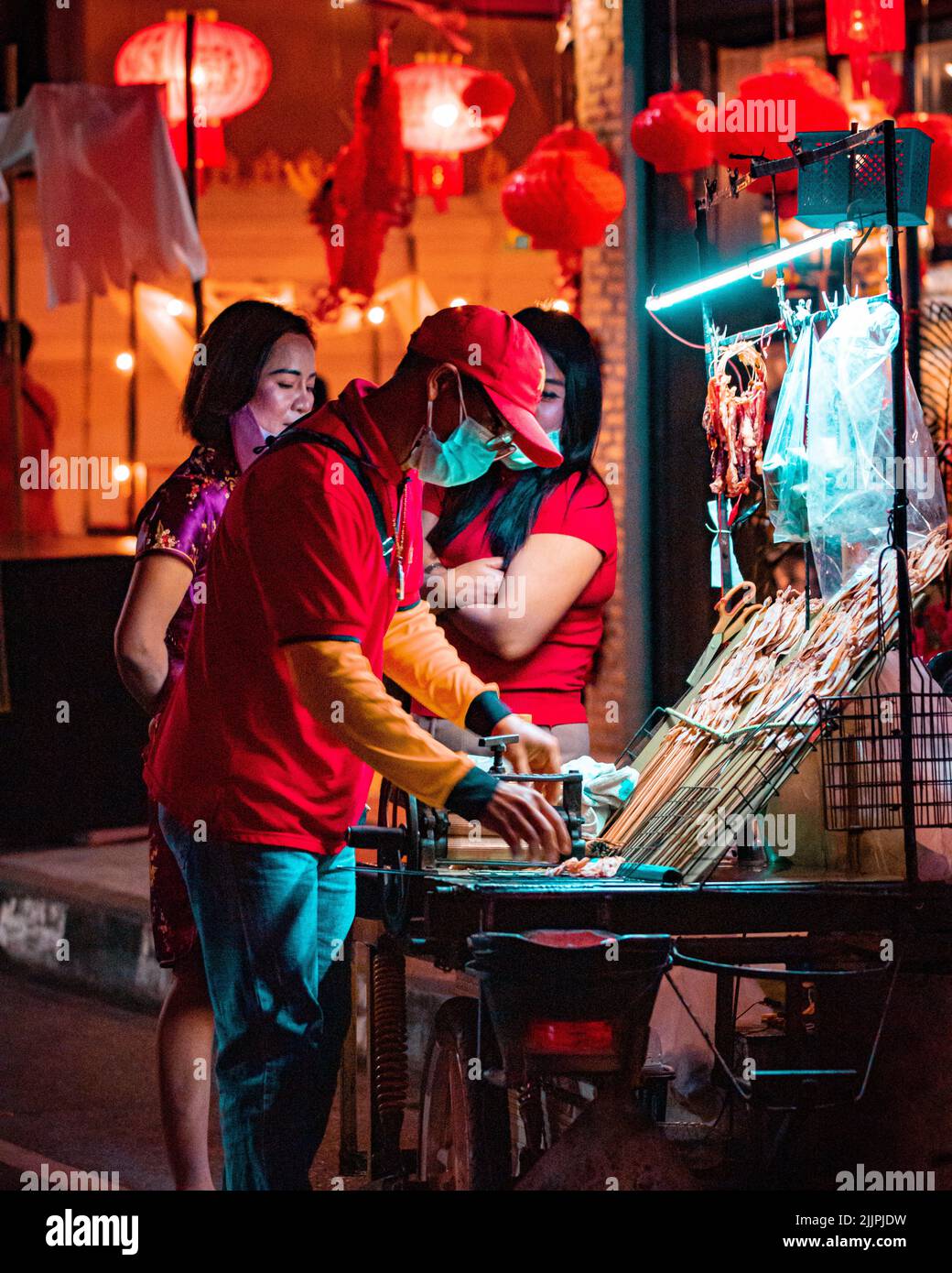 People traditional chinese festival hi-res stock photography and images ...