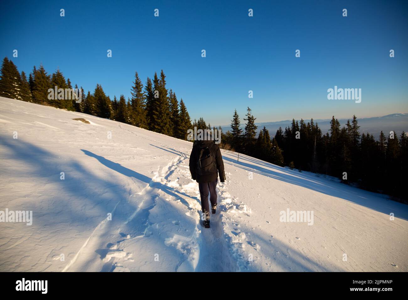 Human footprints in deep snow hi-res stock photography and images - Alamy