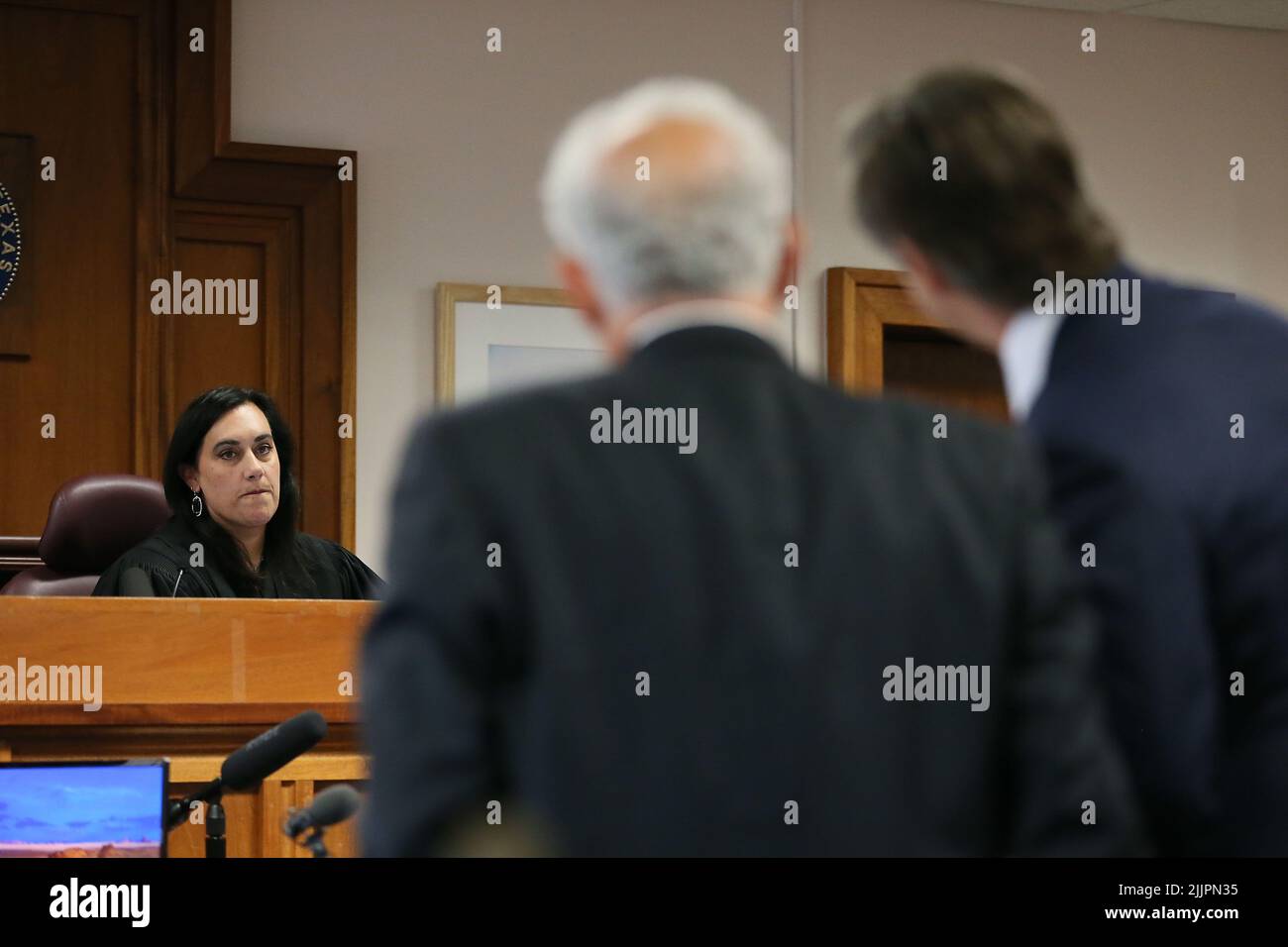 Judge MAYA GUERRA GAMBLE speaks to attorneys during the trial for Alex ...