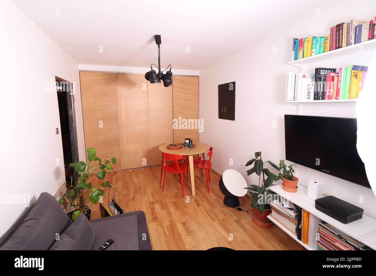 Interior of room wall hi-res stock photography and images - Alamy