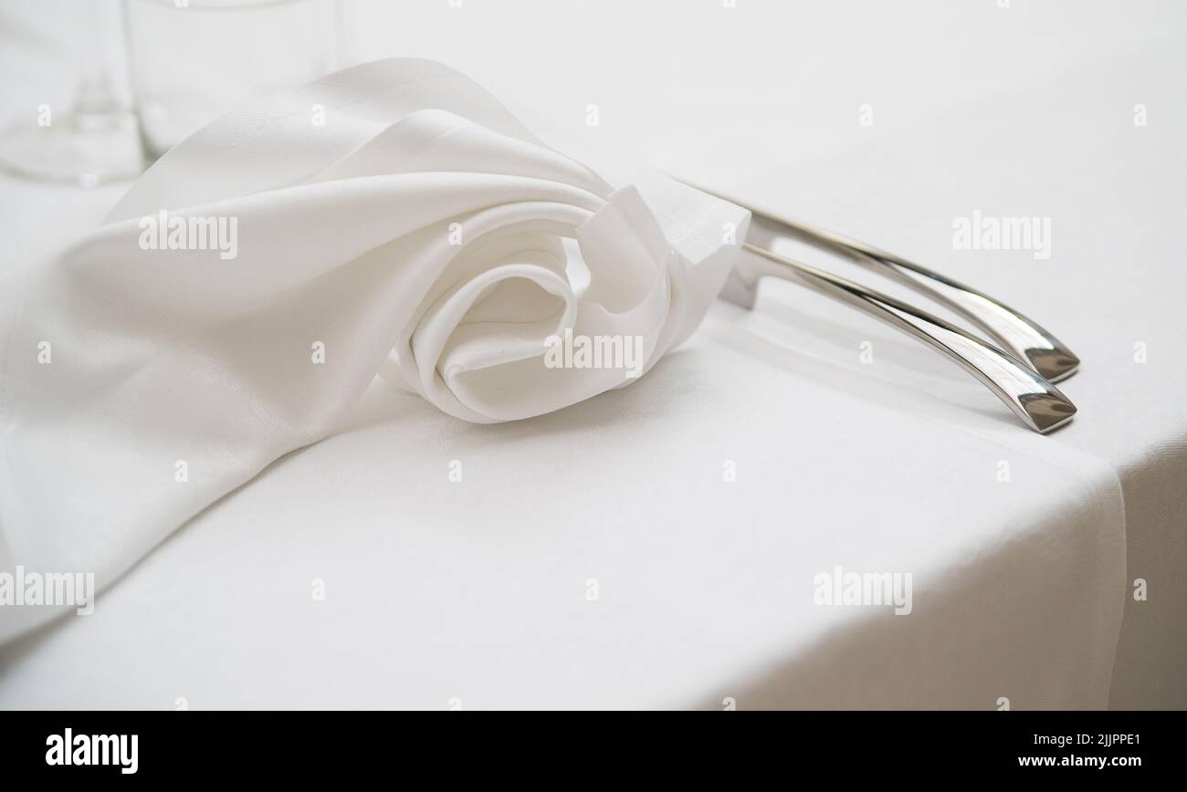 Folded napkin plate hi-res stock photography and images - Alamy