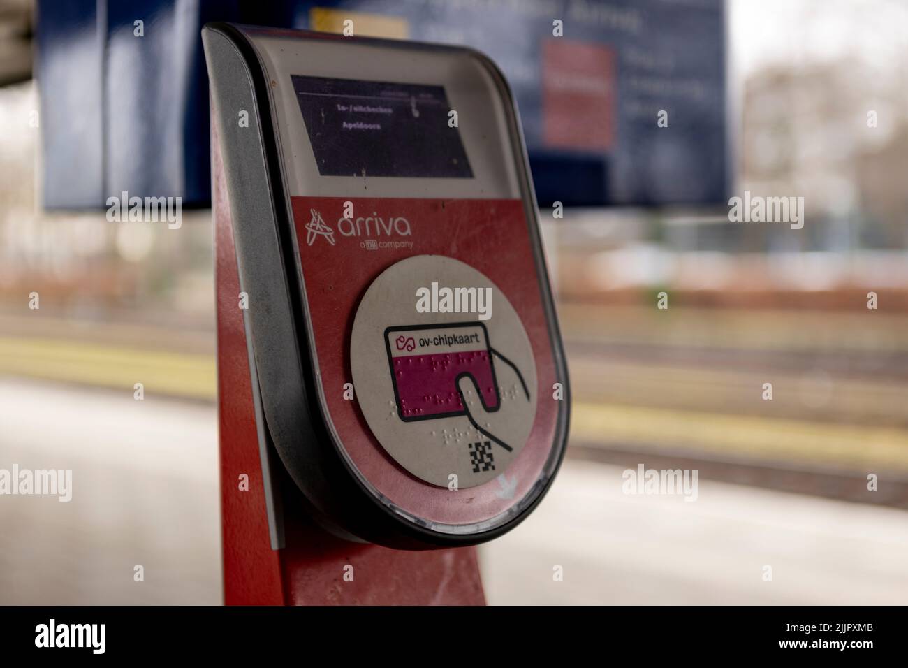 Arriva payment column to swipe card for electronic registration. Dutch ...