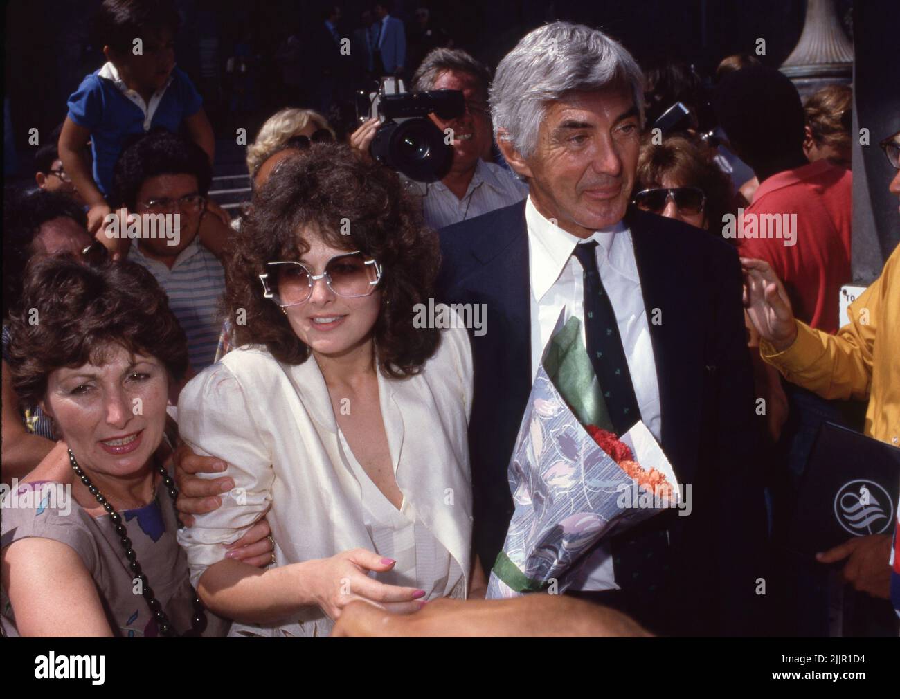 John DeLorean and wife Cristina arrive at U.S. Federal Courthouse in ...