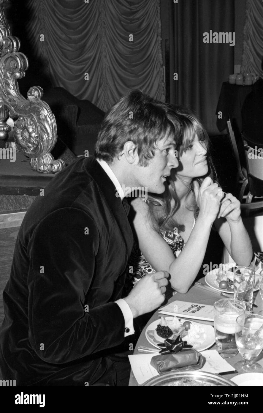 Julie Christie and Don Bessant at the premiere party for Dr. Zhivago in ...