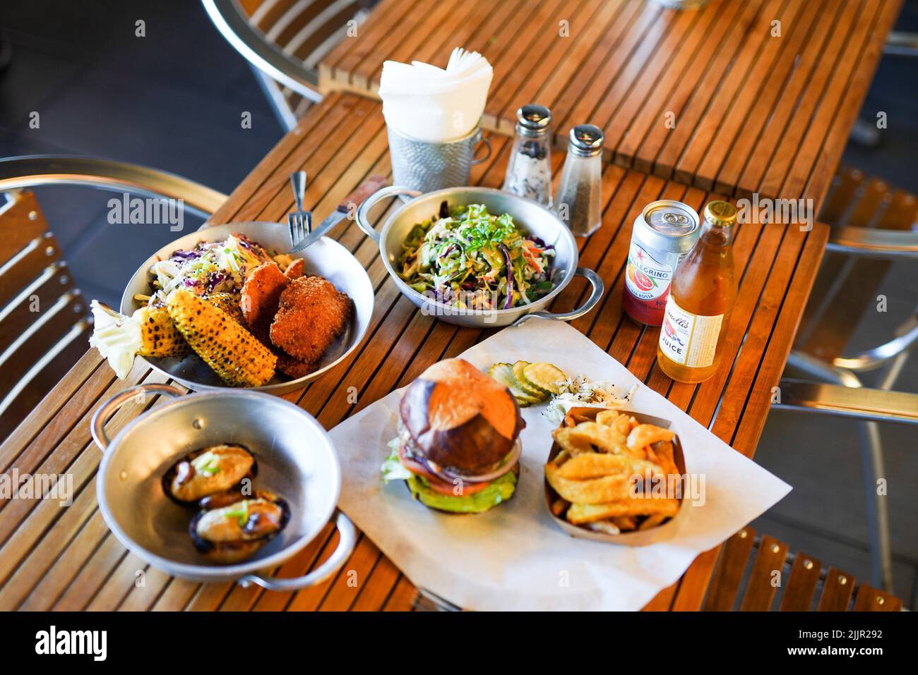 Meal delicious food restaurant hi-res stock photography and images - Alamy