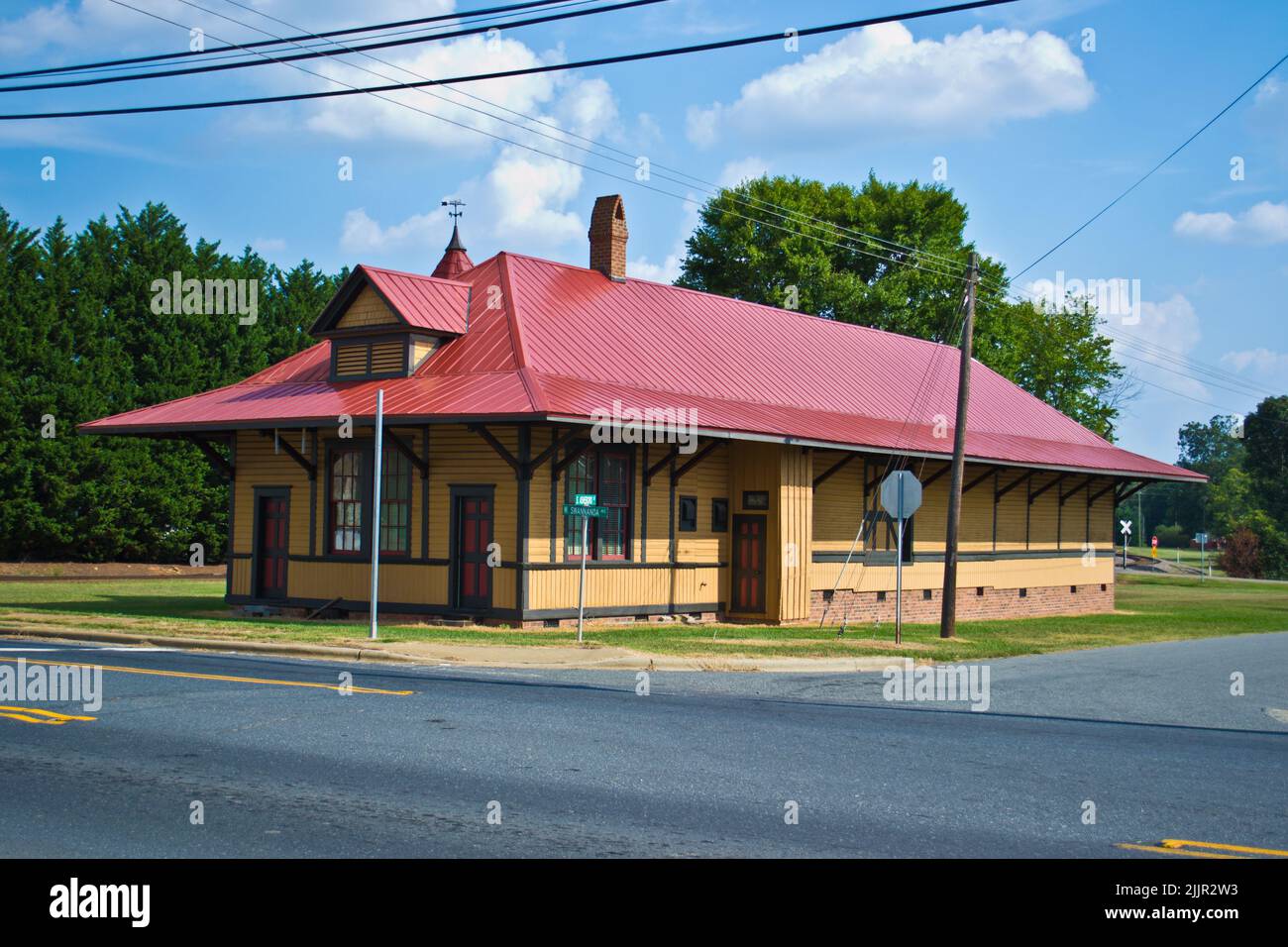 Road roof hi-res stock photography and images - Alamy