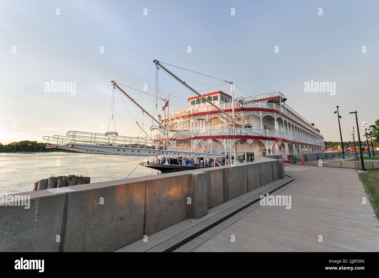 American countess hi-res stock photography and images - Alamy
