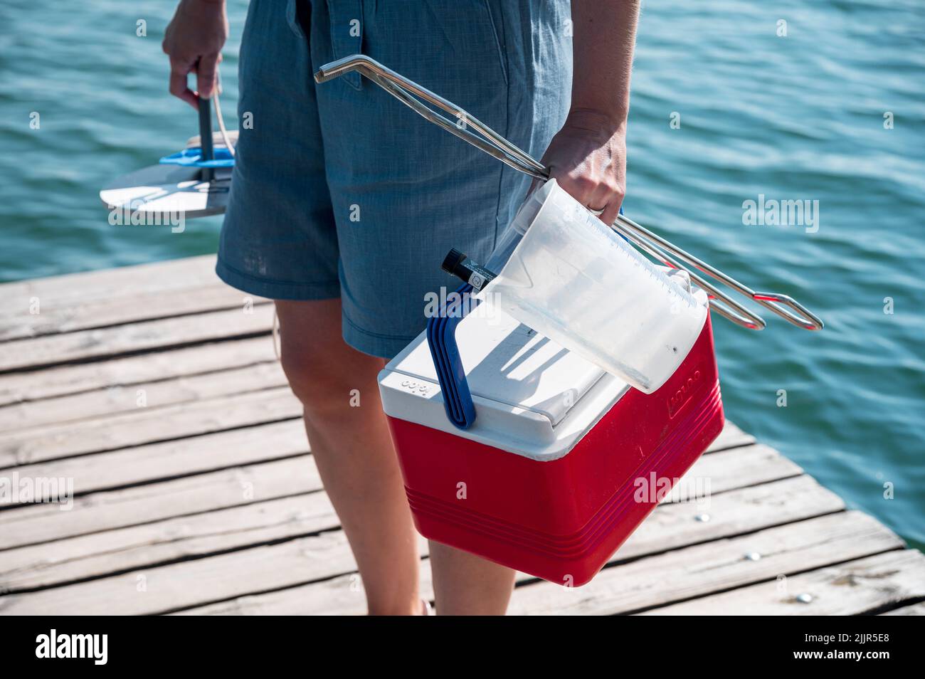 PRODUCTION - 25 July 2022, Bavaria, Pleinfeld: Julia Wittmann has a ...