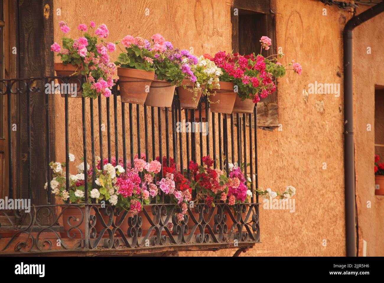 Pots in a balcony hi-res stock photography and images - Alamy