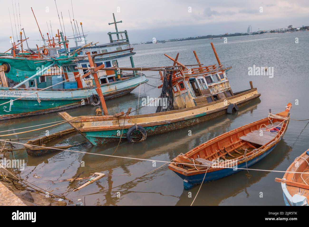 The fisher boat port in Bang Sare, Thailand Stock Photo - Alamy