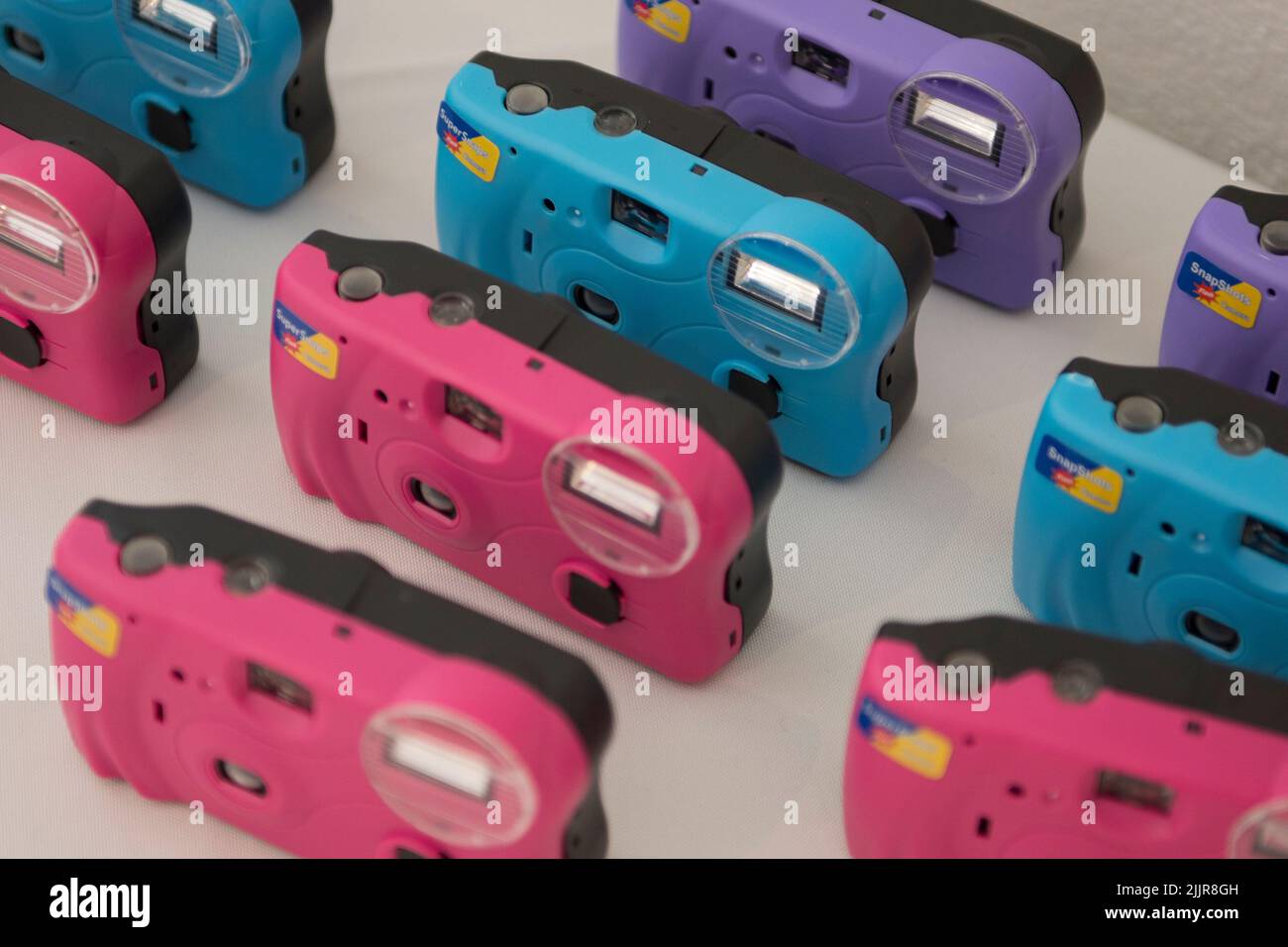 Disposable cameras hi-res stock photography and images - Alamy