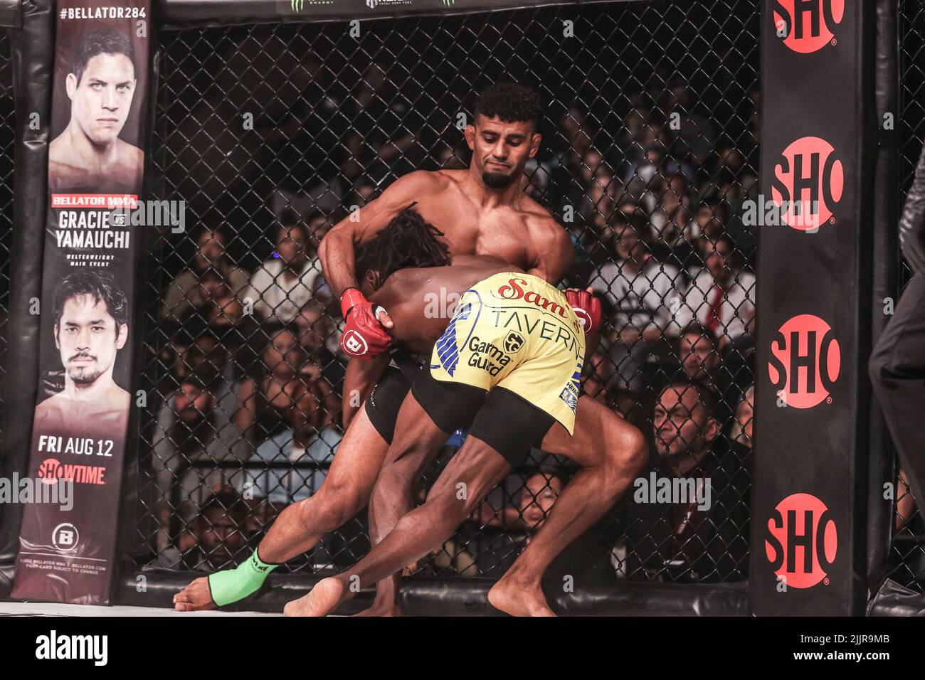 Jason Jackson pressures Douglas Lima again the cage at Bellator 283 ...