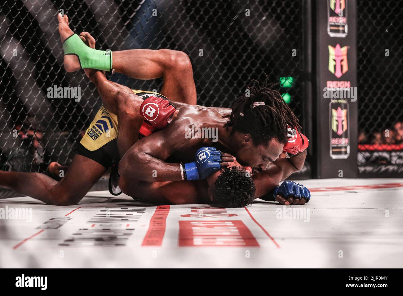 Jason Jackson works for control while inside Douglas Lima’s guard at ...