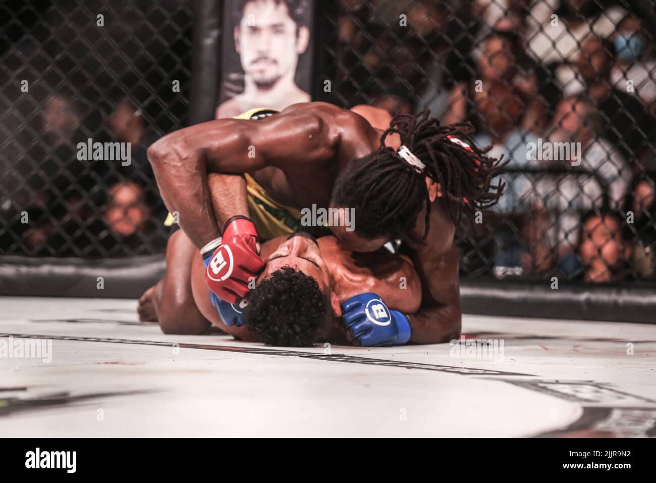 Jason Jackson attacks Douglas Lima from inside his half guard at ...