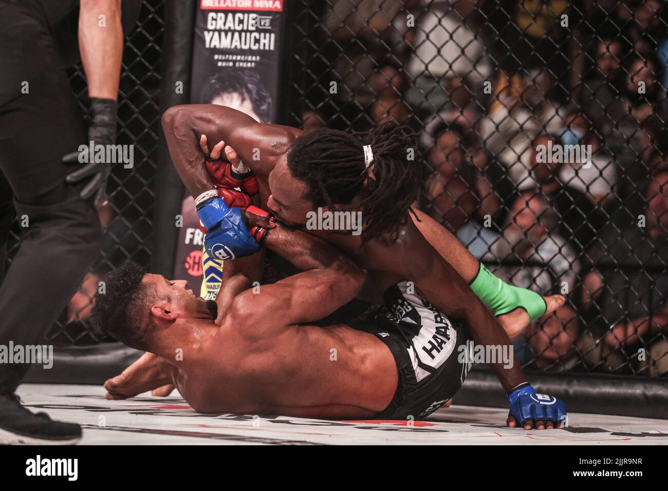 Jason Jackson attacks Douglas Lima from inside his half guard at ...