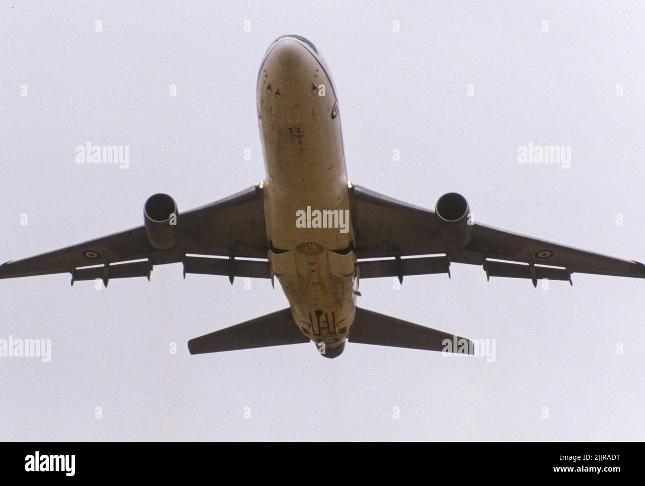 Lockheed tristar raf tanker aircraft hi-res stock photography and ...