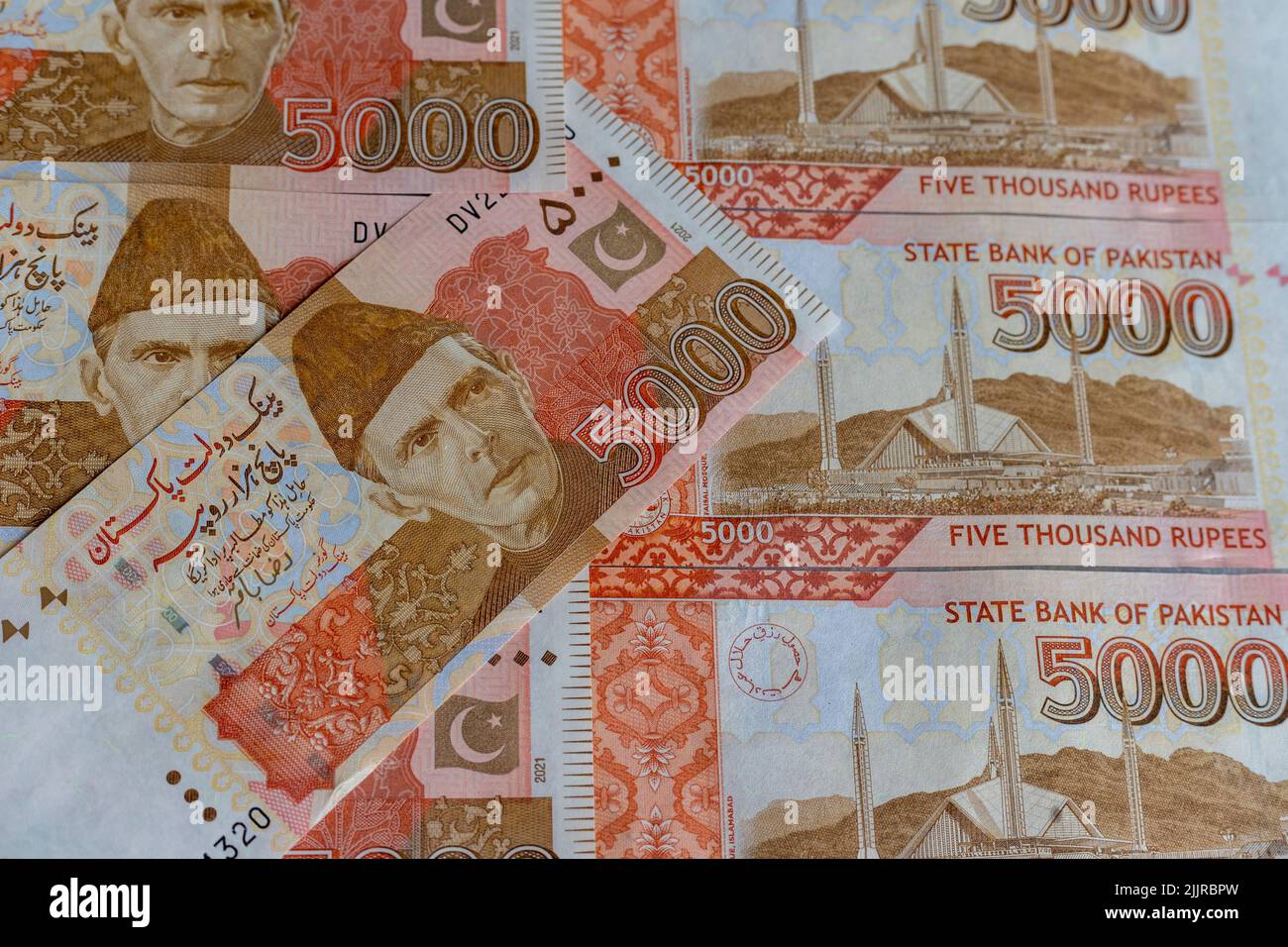 Five thousand rupees currency note close up Stock Photo - Alamy