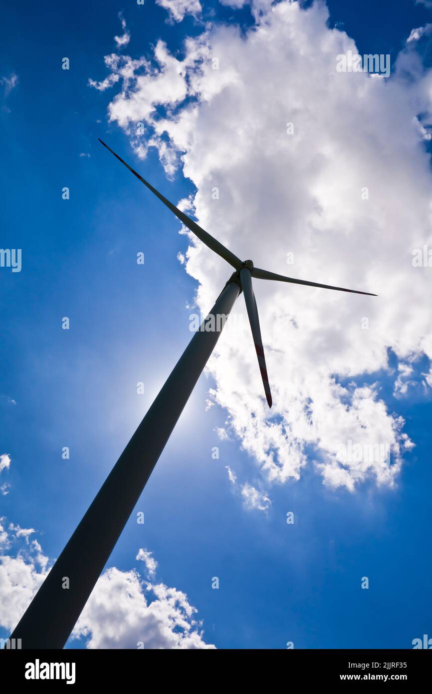 Sun and wind hi-res stock photography and images - Alamy