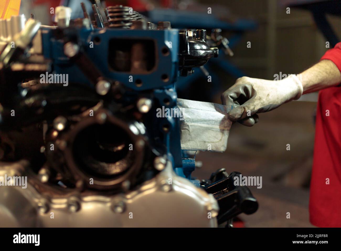 Motor mounting car hi-res stock photography and images - Alamy