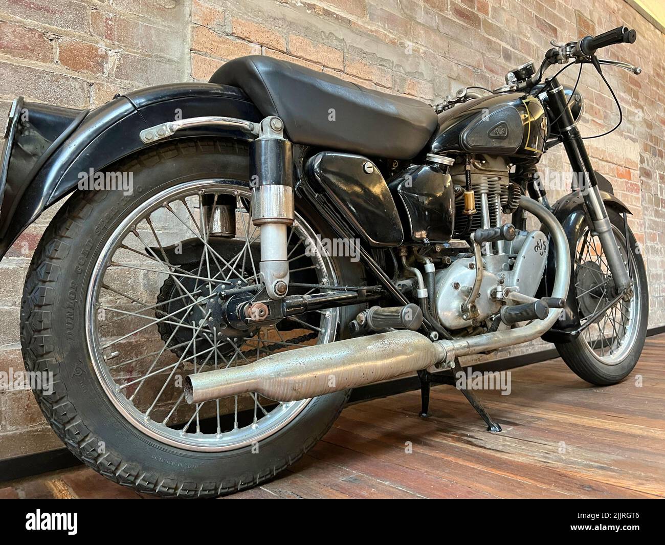 Black motorcycle hi-res stock photography and images - Alamy