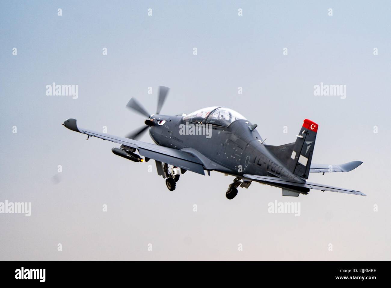 TAI Hurkus Free Bird Development Aircraft Farnborough Airshow 2022 ...