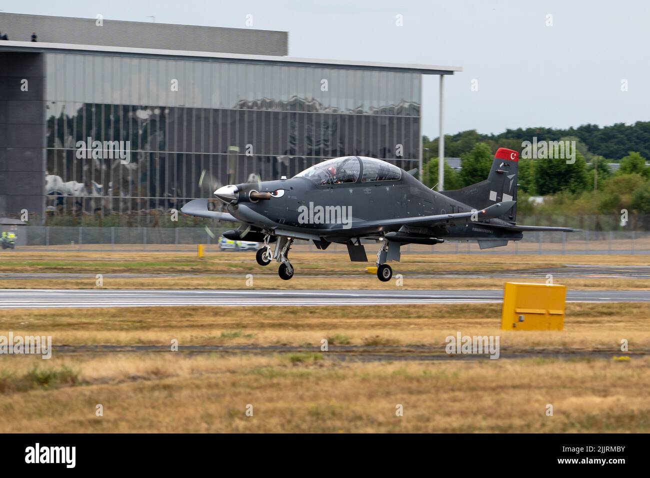 TAI Hurkus Free Bird Development Aircraft Farnborough Airshow 2022 ...