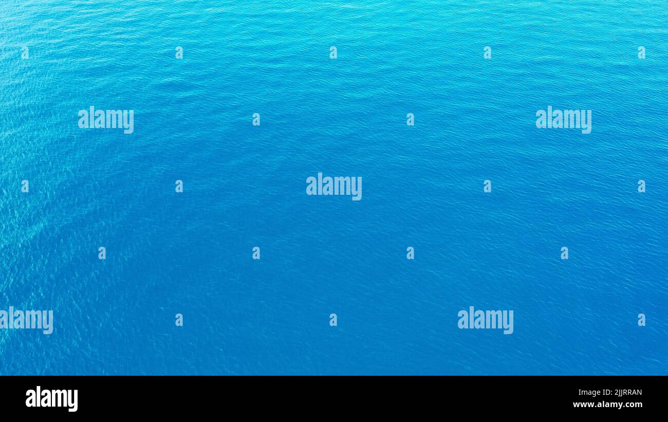 Backgroud calm blue ocean hi-res stock photography and images - Alamy