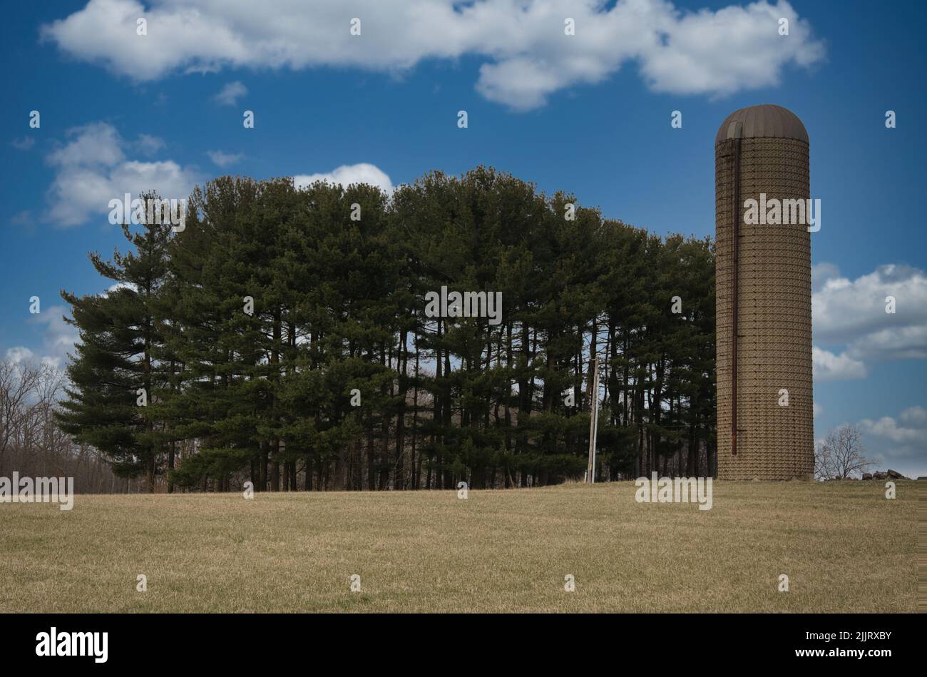 Tower silo hi-res stock photography and images - Alamy
