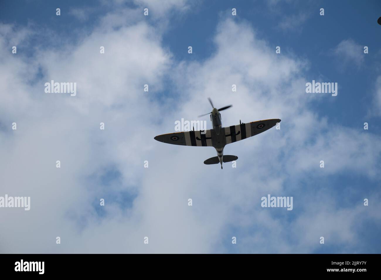Spitfire raf plane hi-res stock photography and images - Alamy