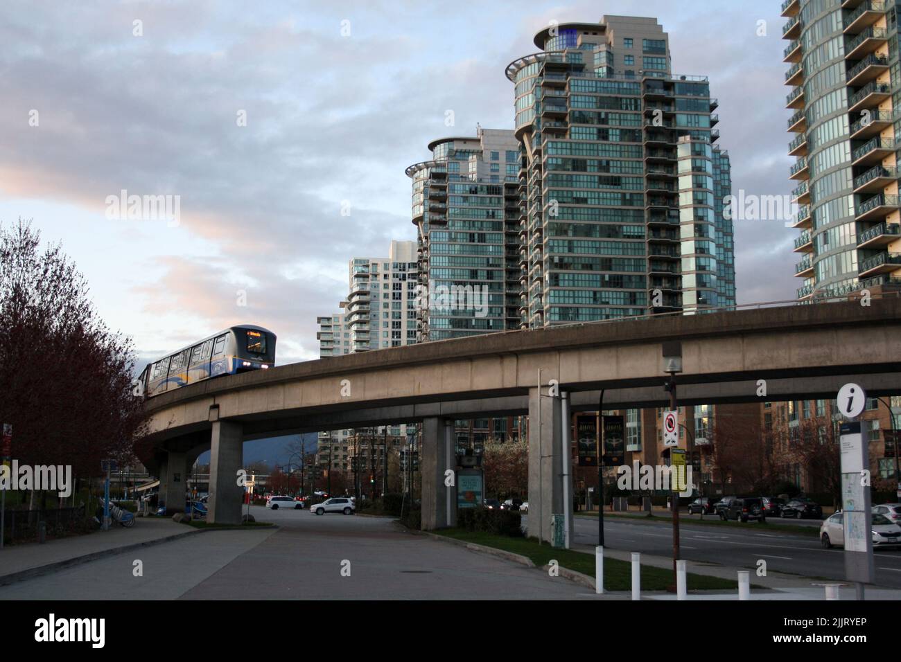 Vancouver sky train hi-res stock photography and images - Alamy