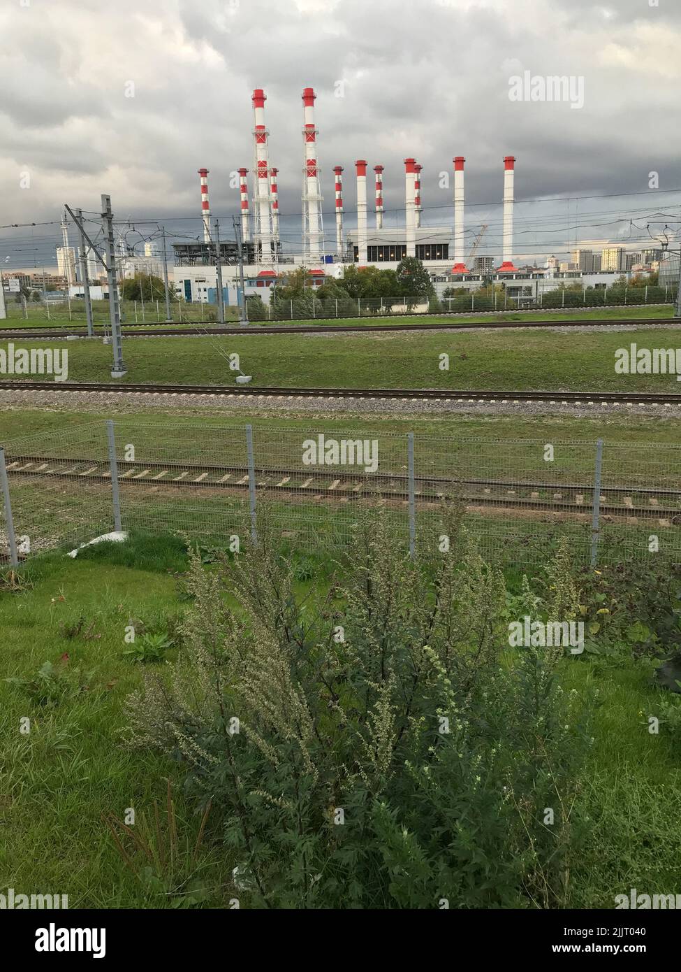 The pipes of thermal power plant "Mezhdunarodnaya". Delivers energy to ...