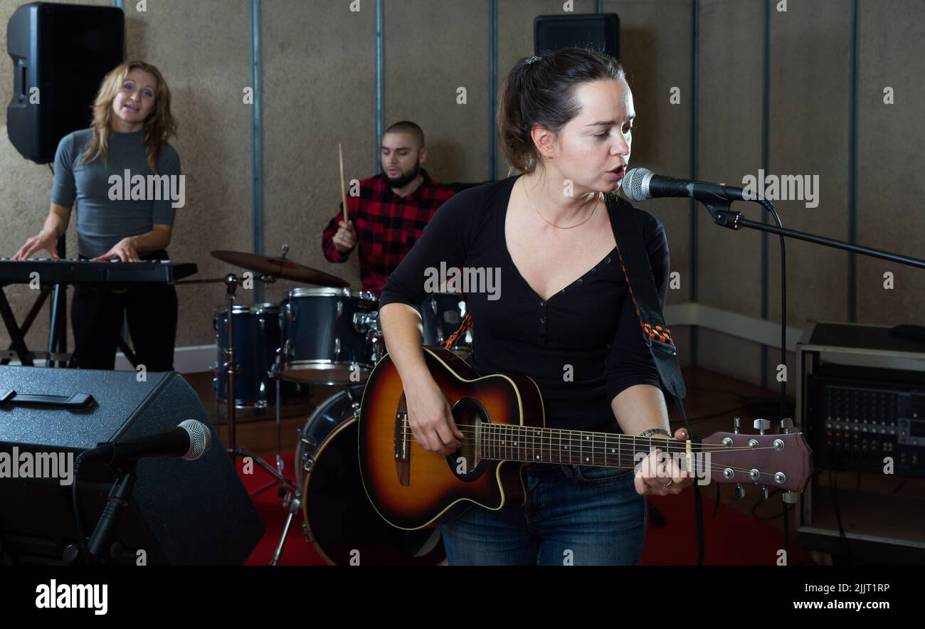 Band of trios hi-res stock photography and images - Alamy