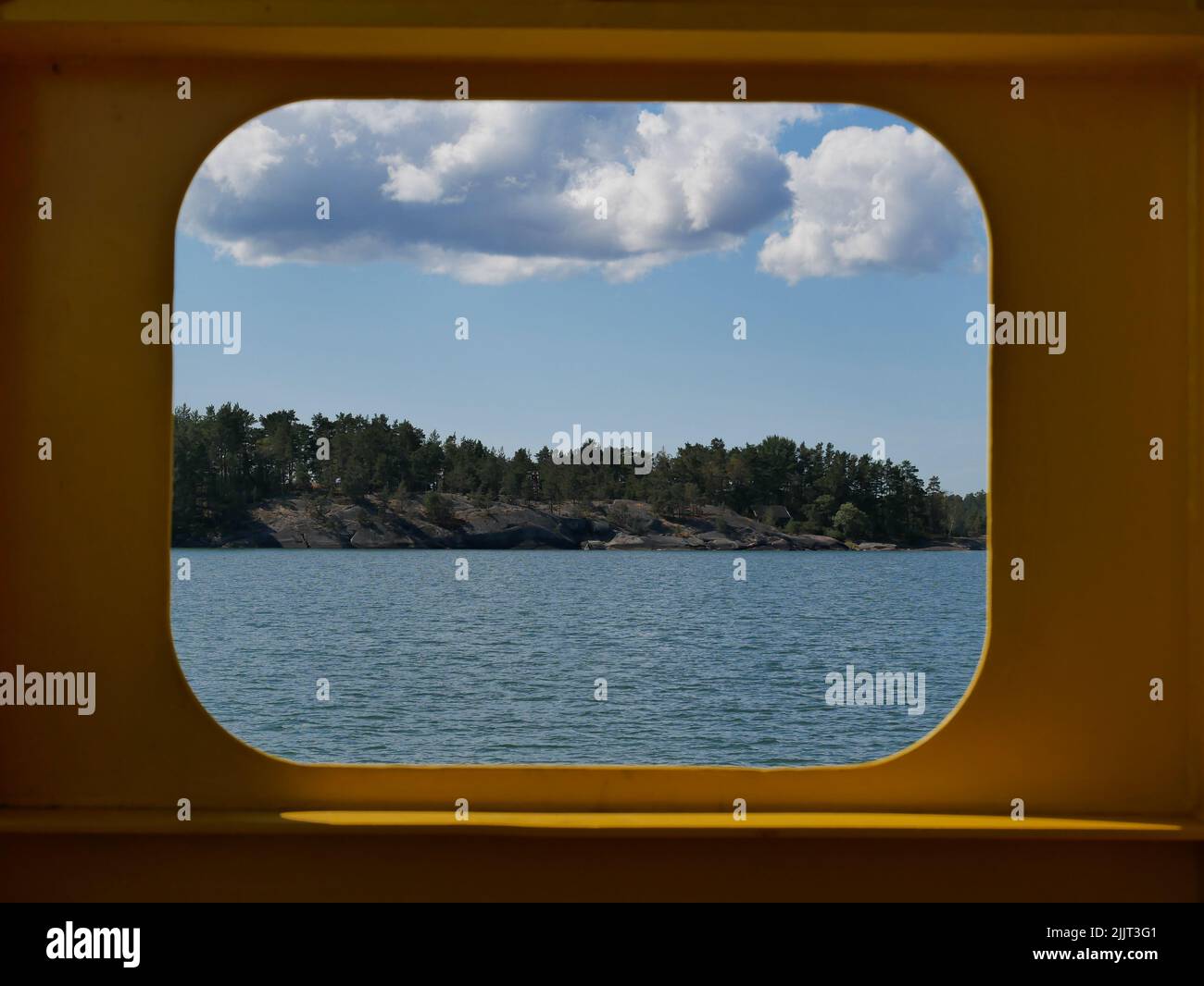 Ship window hi-res stock photography and images - Alamy