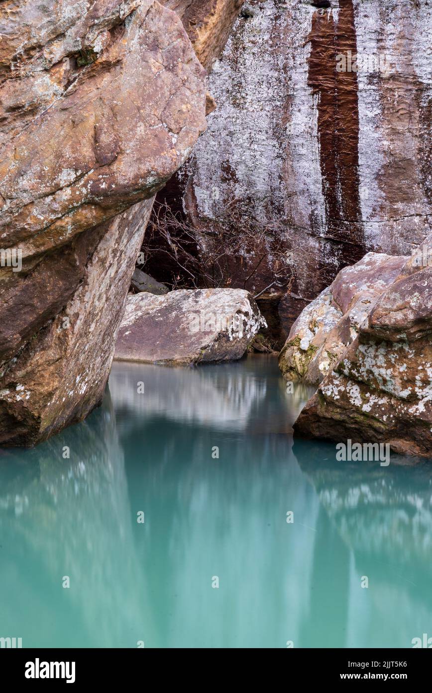 A vertical shot of a stream in the Shawnee national forest, Illinois ...