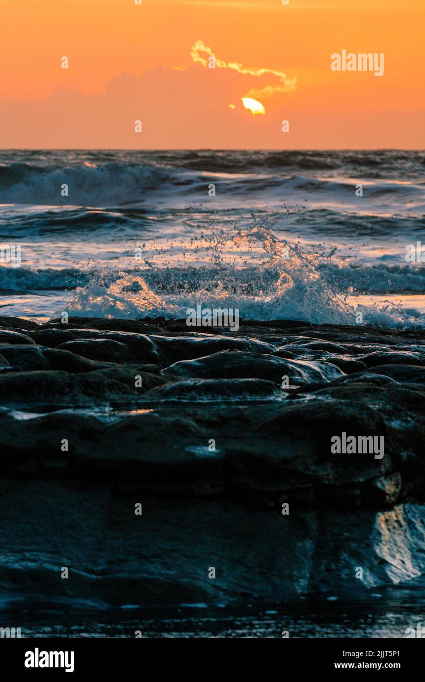 Vertical shot rough waves hi-res stock photography and images - Alamy